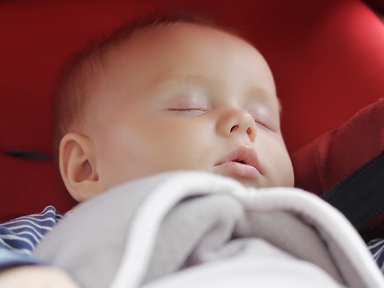 Taking Baby Out for the First Time Guide | Nestlé Baby & me